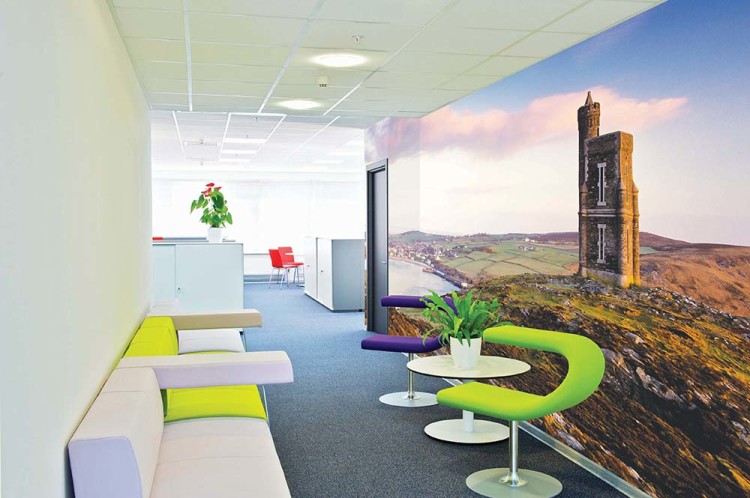 Retail graphics for walls in stores, malls & offices | AGRetail