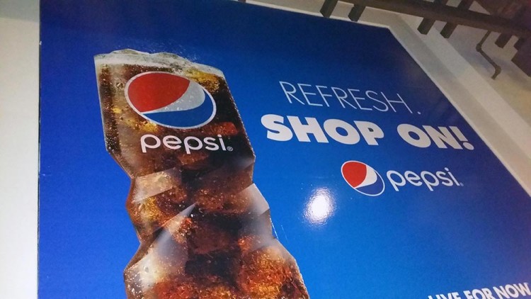 Retail graphics for walls in stores, malls & offices | AGRetail